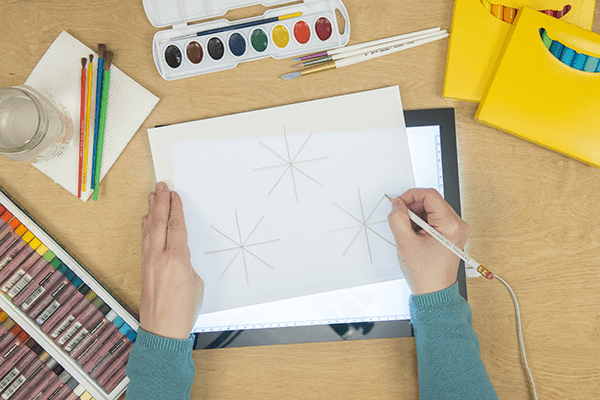 Snowflake Art Lesson for Kindergarten – Winter Elementary Project