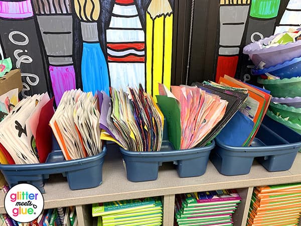 14 Helpful Art Room Organization Ideas – Setting Up an Art Room