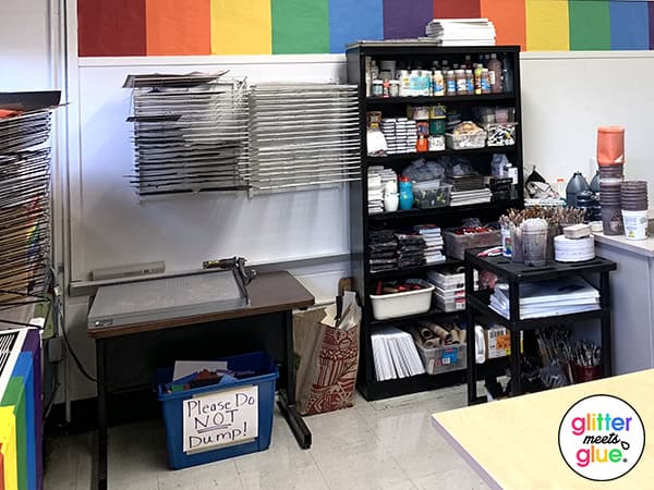14 Helpful Art Room Organization Ideas – Setting Up an Art Room